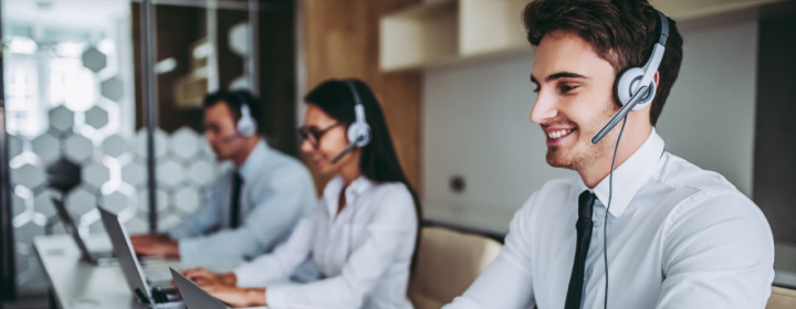 3 Types of Call Center Jobs | Seguros Confie