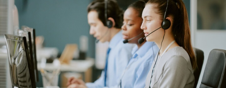 Thriving in a Fast-Paced Call Center | Seguros Confie